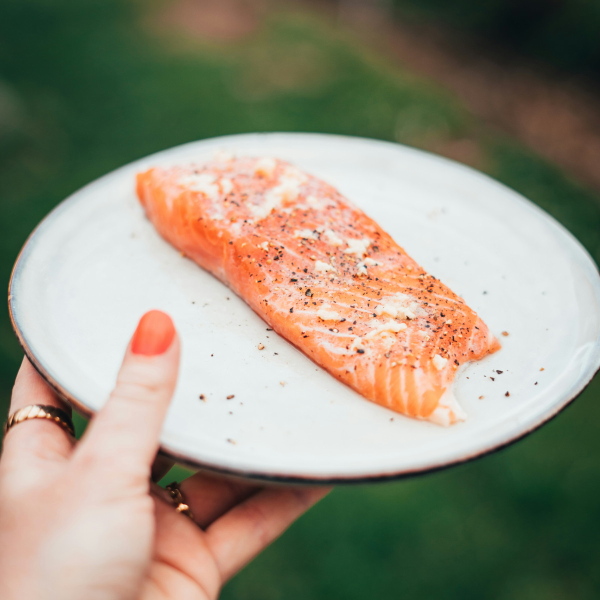 One Pan Creamy Tuscan Salmon: A Quick Dinner Recipe